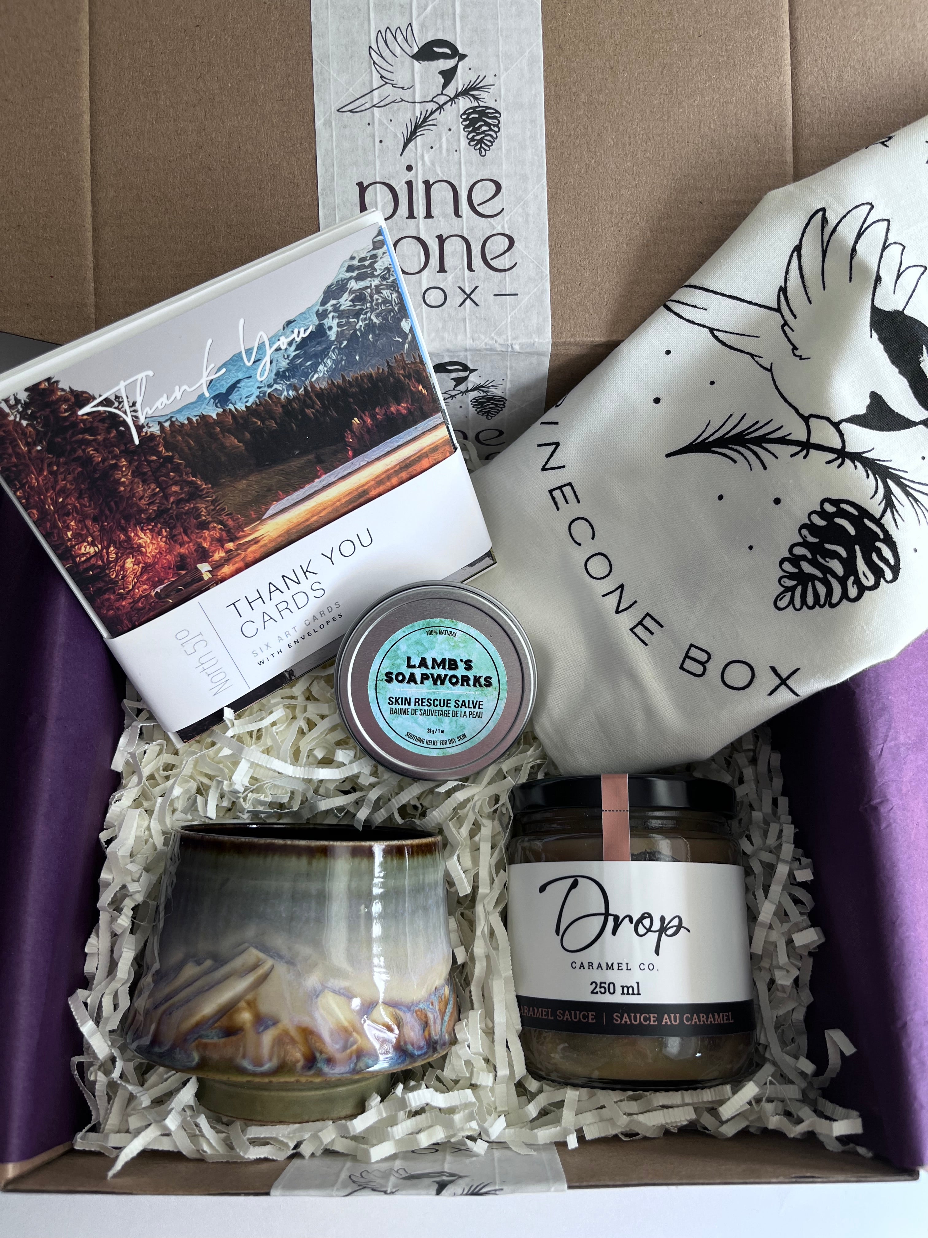 Curated Gift Box – Pinecone Box